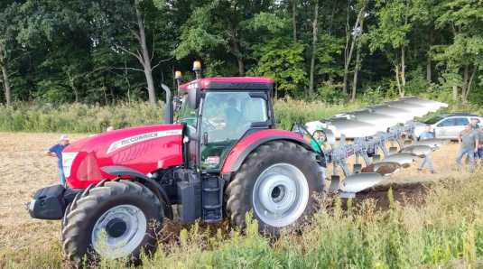 Agricultural tractors: classification and features | Agrimatco